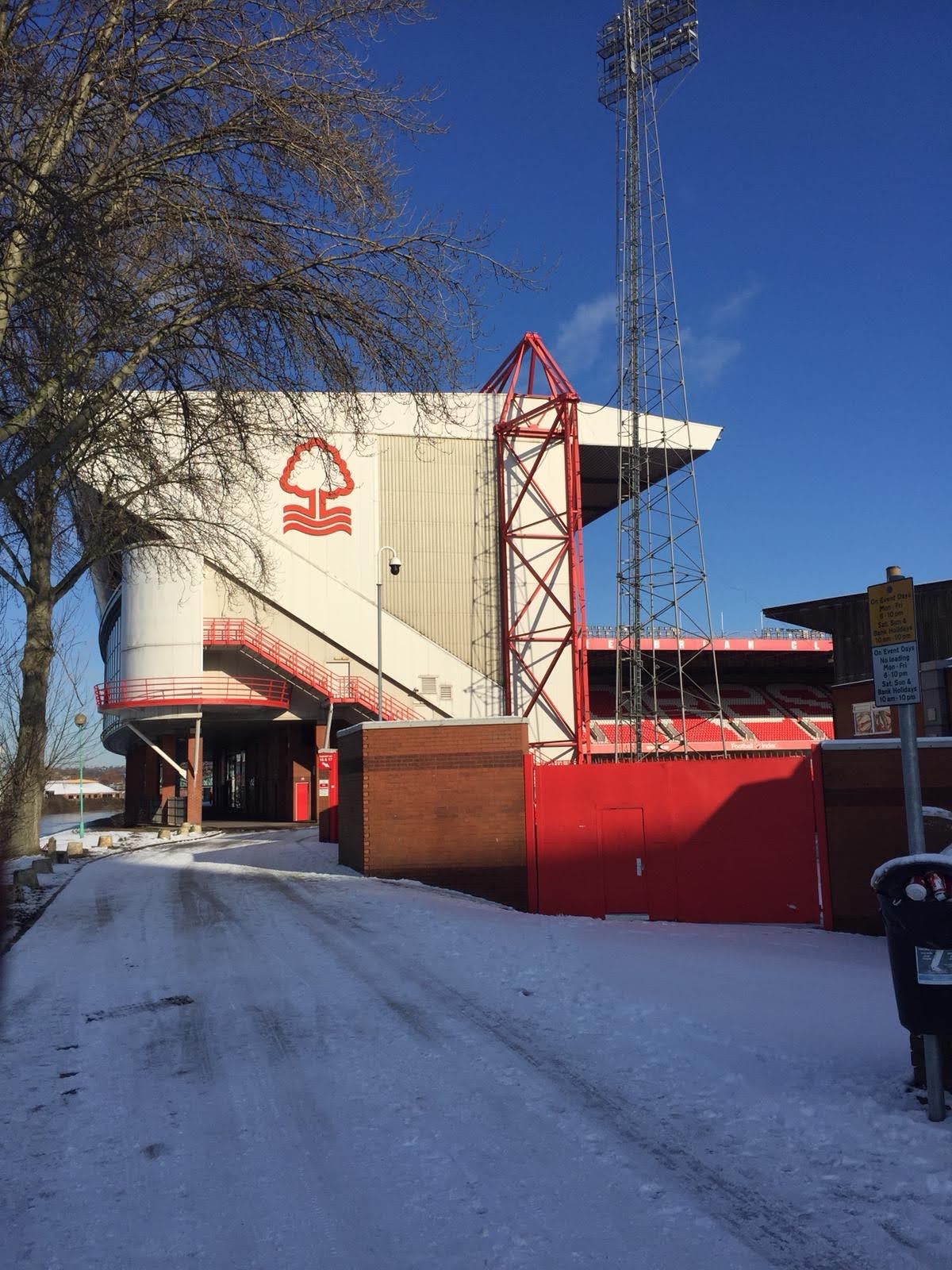 Stadium Guide: The City Ground, Nottingham – doragon sports
